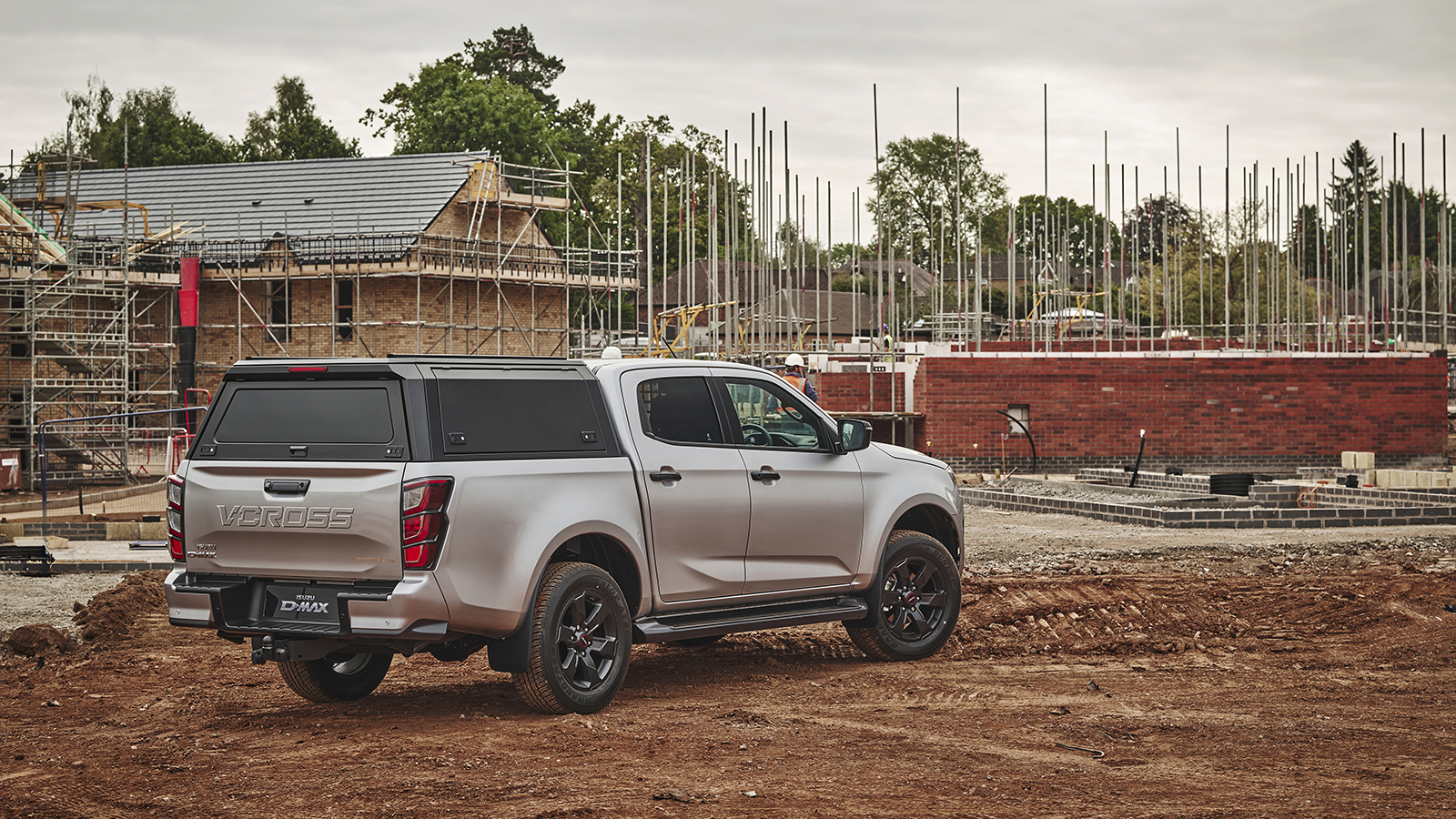 Έρχεται το νέο D-Max V-Cross Commercial της Isuzu! - isuzu d-max